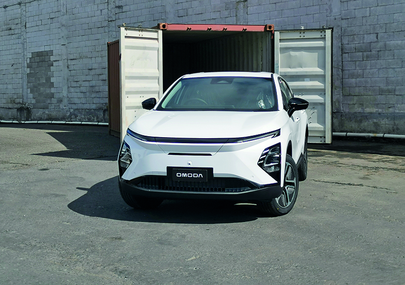 Omoda launches new E5 from a container | New Zealand Company Vehicle