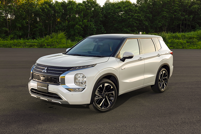 Outlander PHEV recharged | New Zealand Company Vehicle