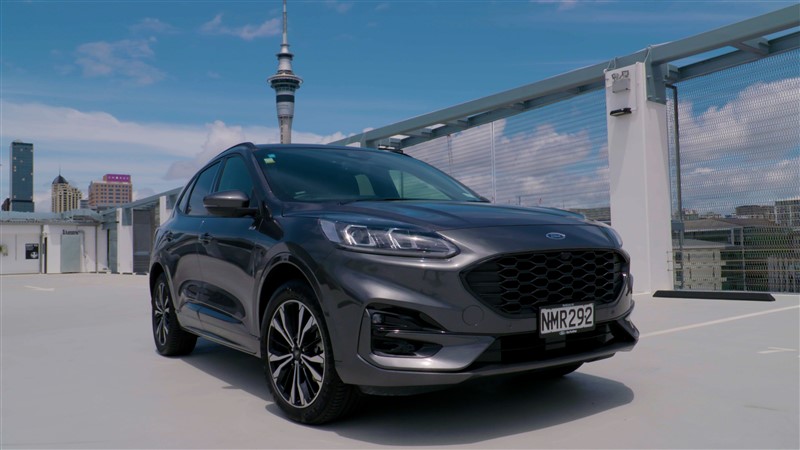 We video review the Ford Escape ST-Line X PHEV | New Zealand Company ...